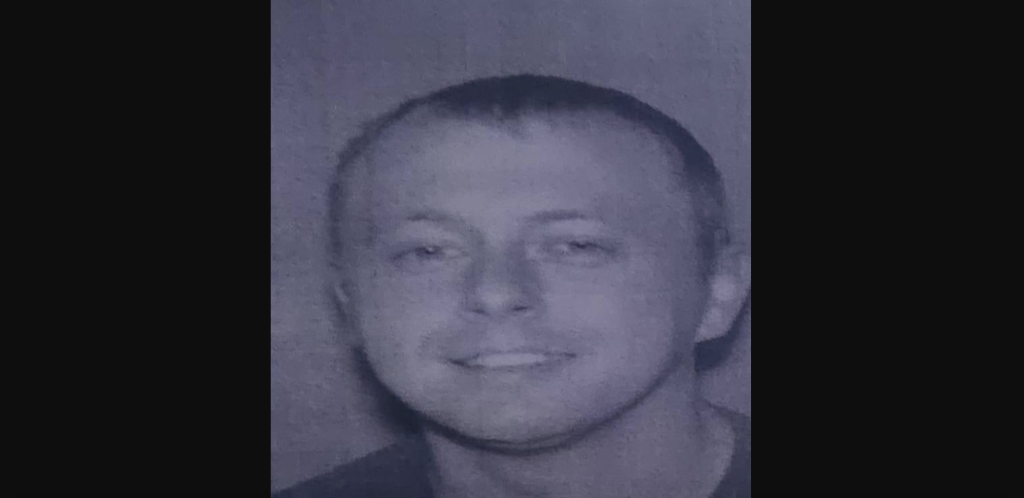 Manhunt in Kentucky, looking for Joseph A. Couch, 32: 'He shot seven ...